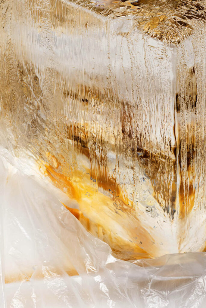 Structure of Ice • Tomas Olsen • Fotonokka